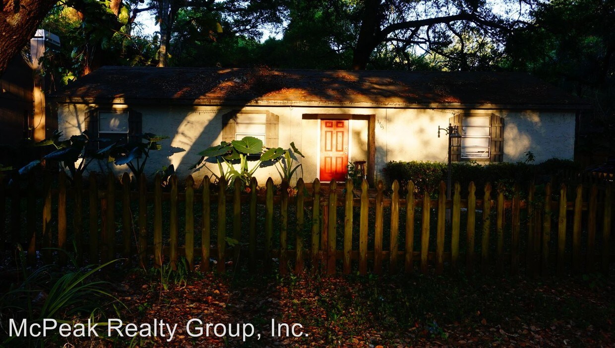 3905 W Lake Dr, Seffner, FL 33584 - House Rental in Seffner, FL ...