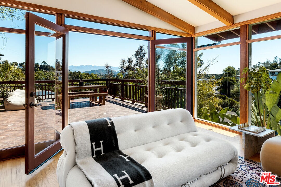 2251 Sunset Heights Dr, Los Angeles, CA 90046 - Casa en renta en Los ...