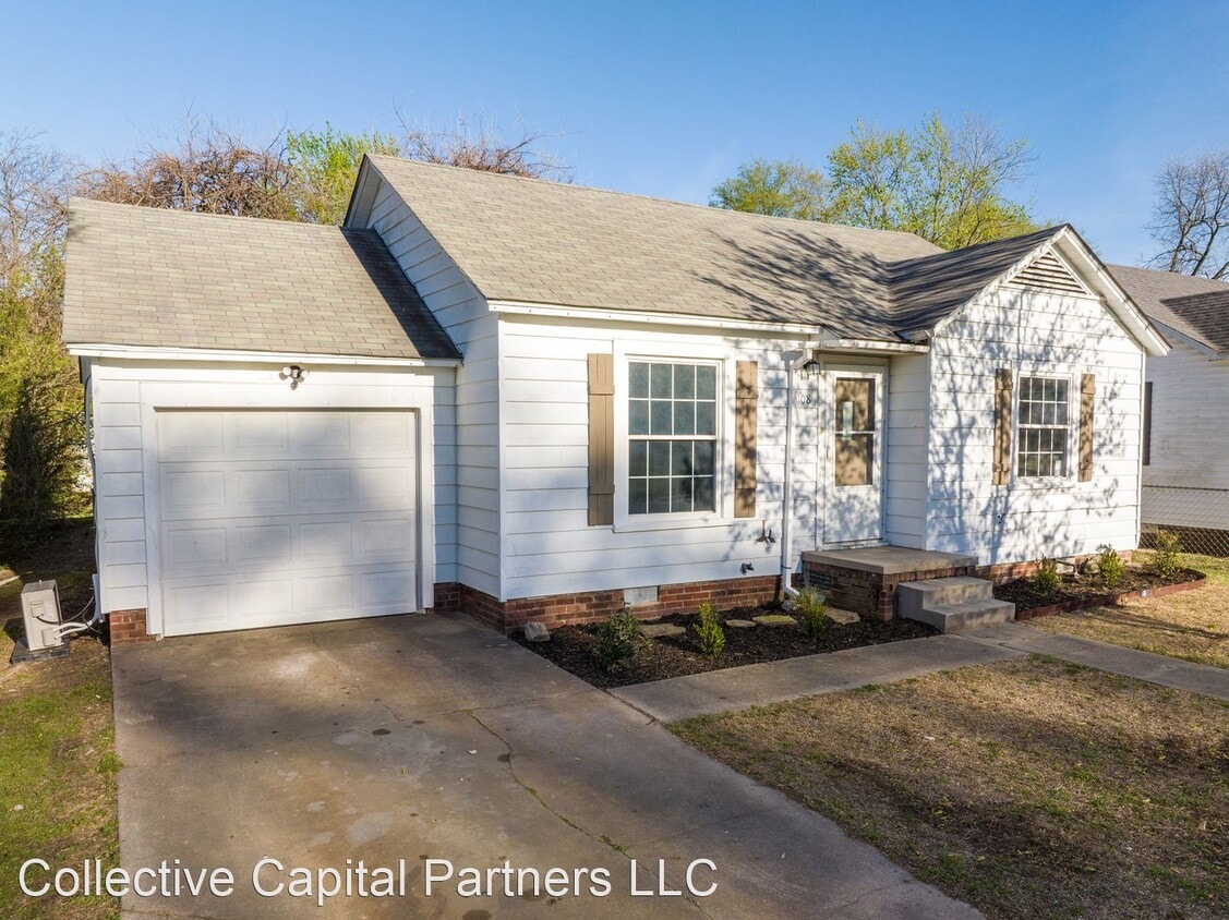 1108 N Hwy 360