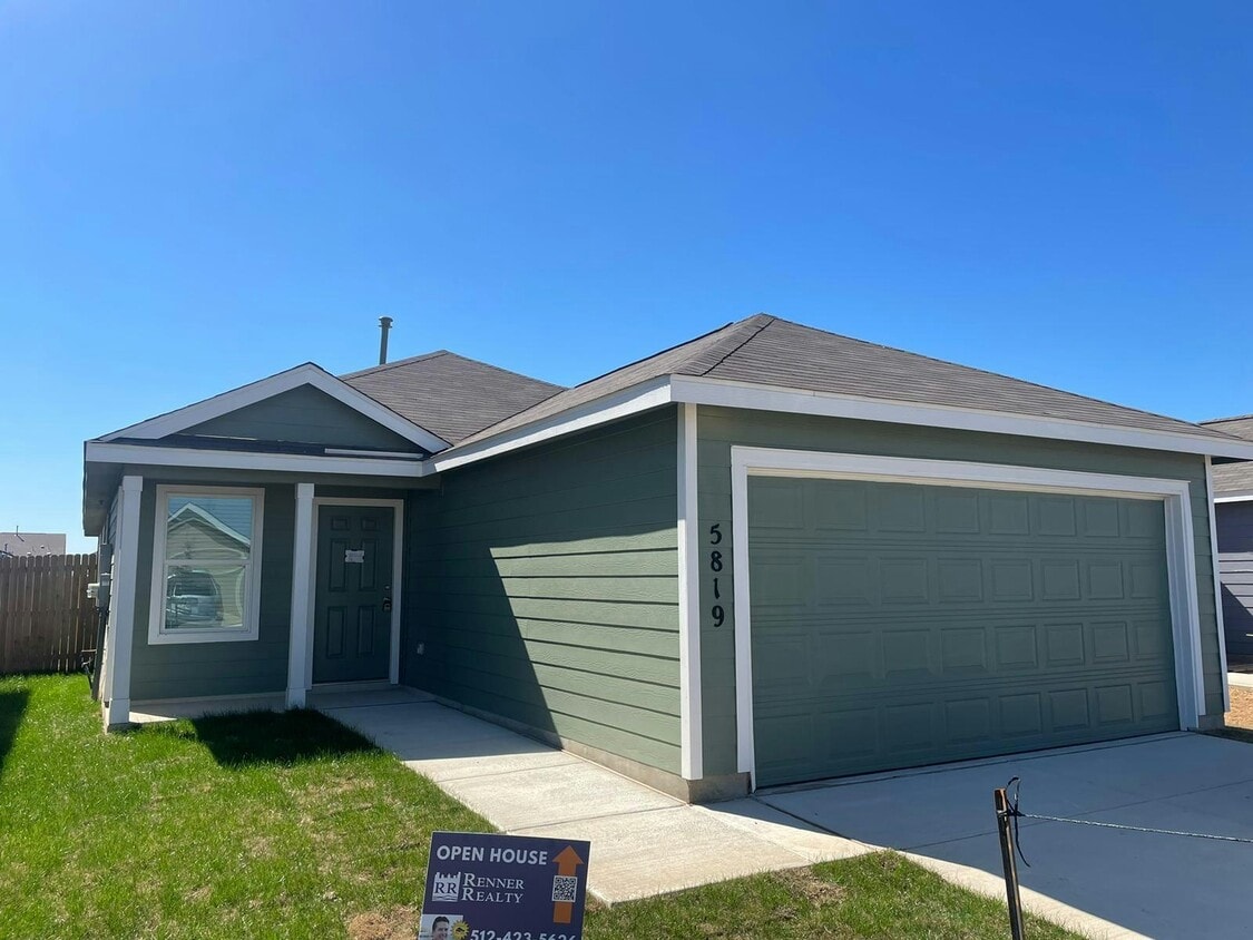 5819 Coahulia Rdg, New Berlin, TX 78155 - House Rental in New Berlin ...