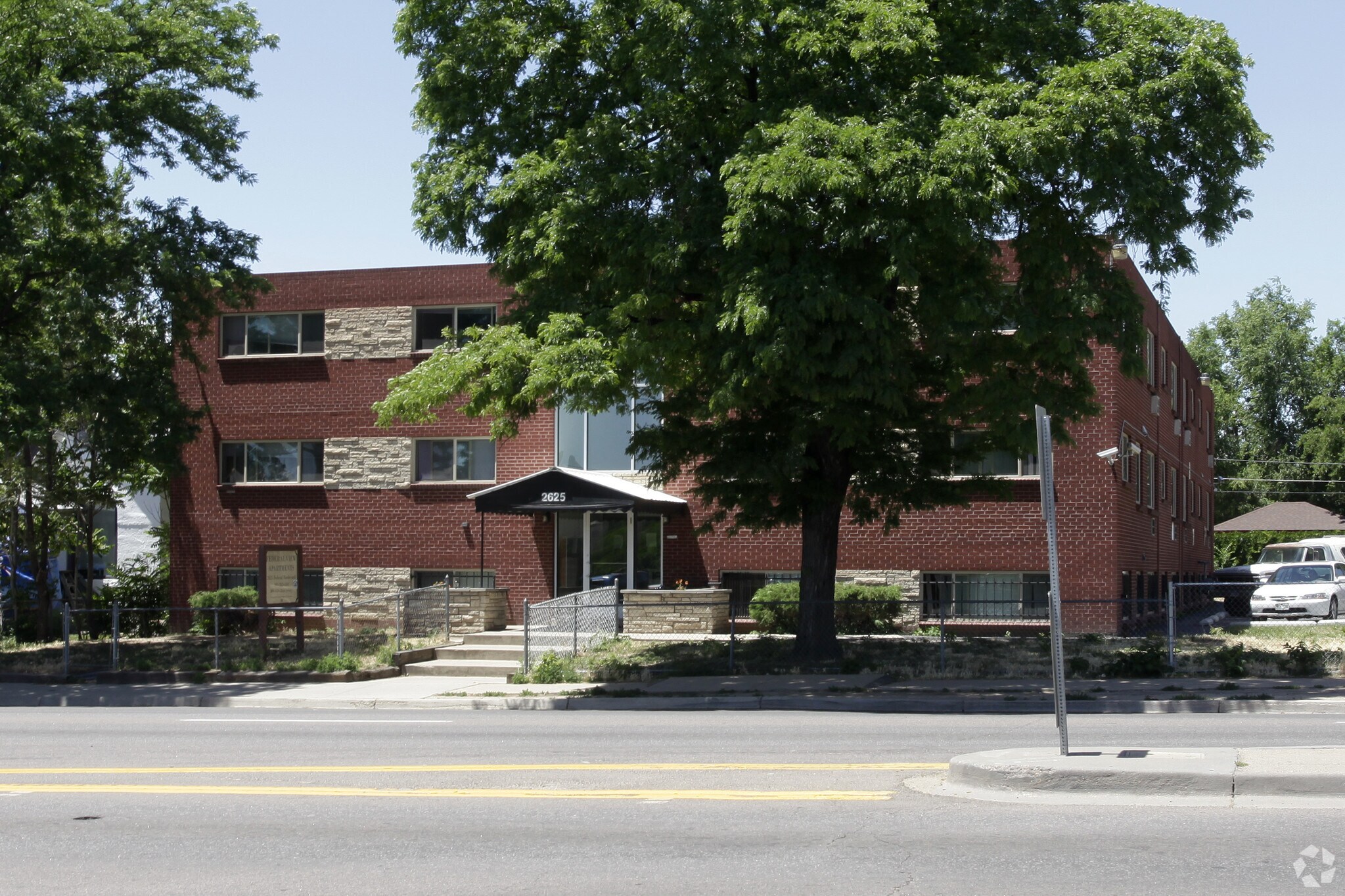 Federal View Apartments - 2625 Federal Blvd Denver, CO 80211 ...