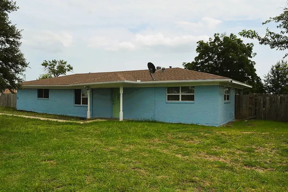 306 E Cook St, Josephine, TX 75189 - House Rental in Josephine, TX ...