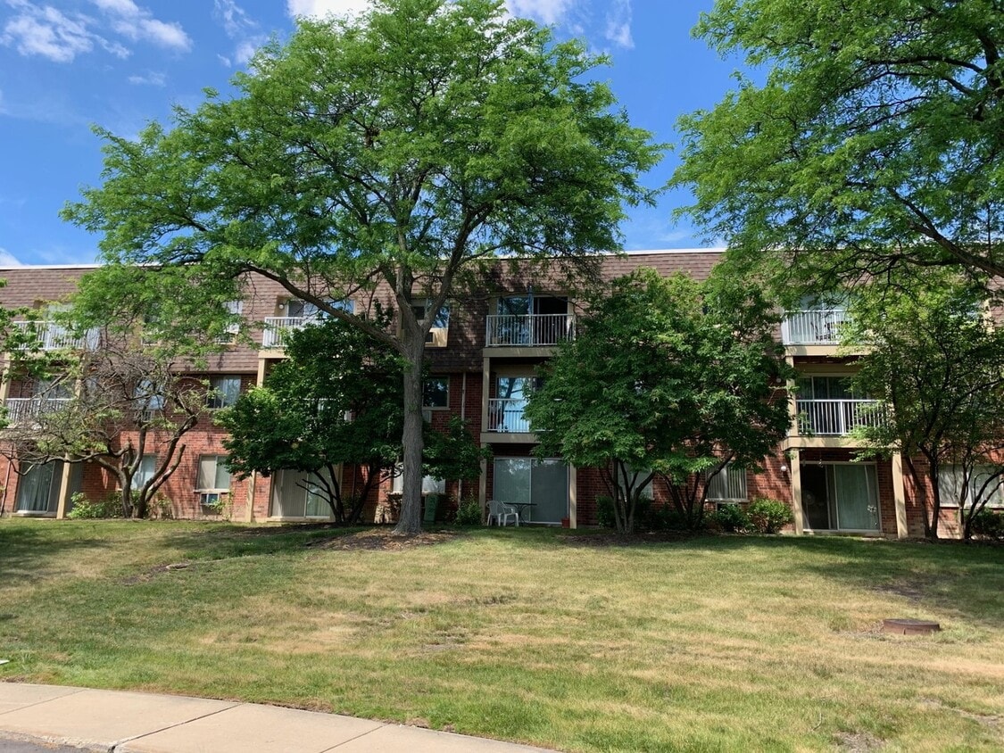 2 Villa Verde Dr Unit 210, Buffalo Grove, IL 60089 - Condo for Rent in ...