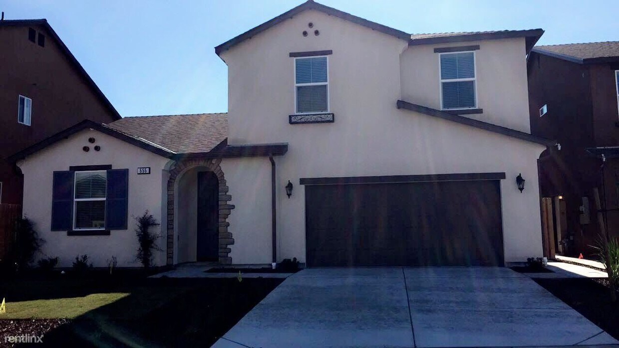 555 Portola St, Lemoore, CA 93245 - House Rental in Lemoore, CA ...