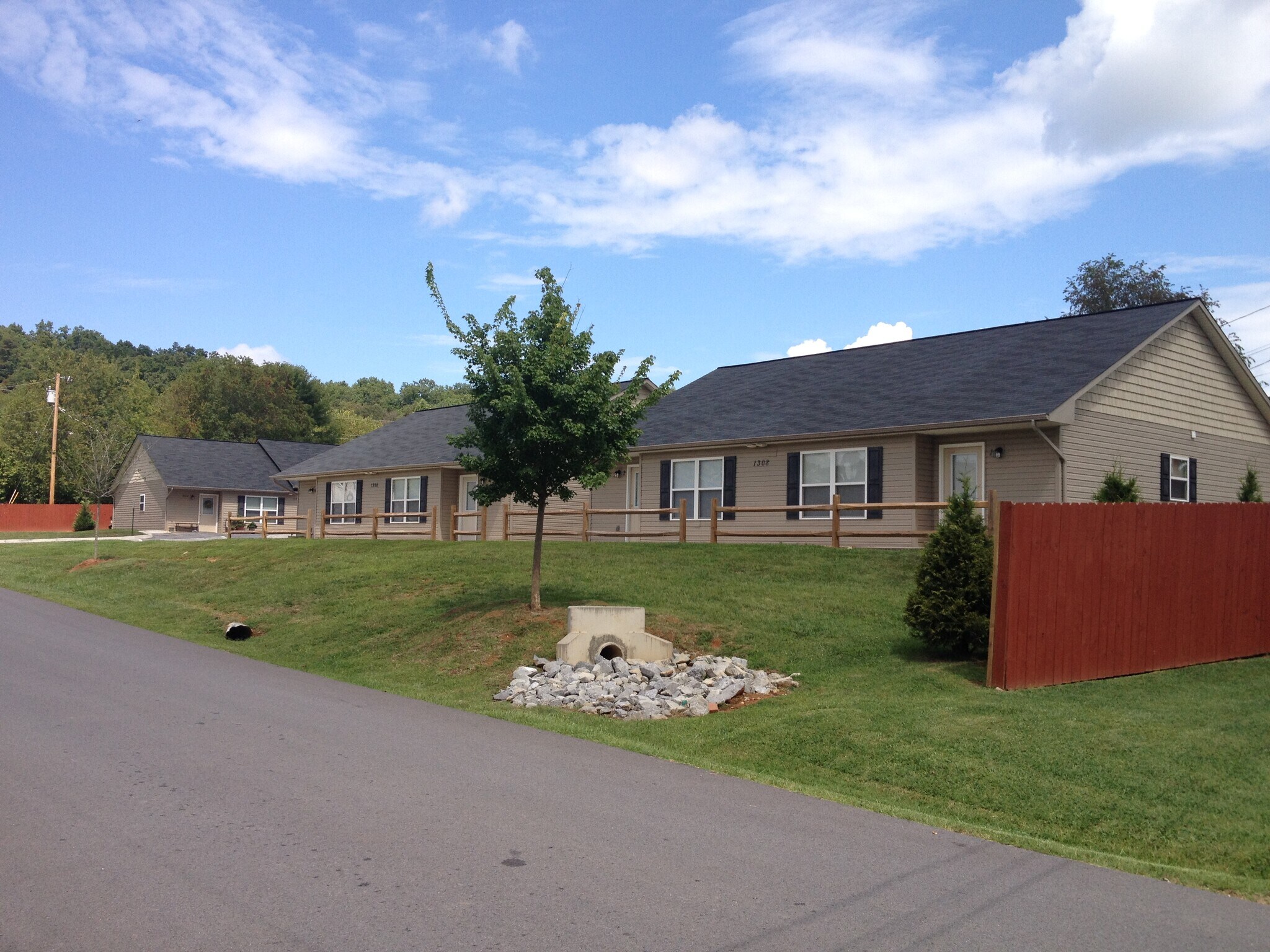 1308 Patrick Dr Unit 1, Johnson City, TN 37601 - 1308 Patrick Dr ...