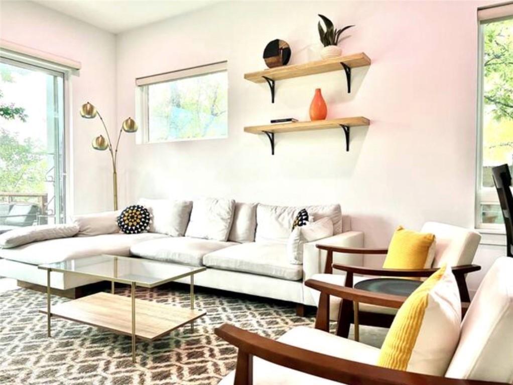 5003 Lott Ave, Austin, TX 78721 - Townhome Rentals in Austin TX ...