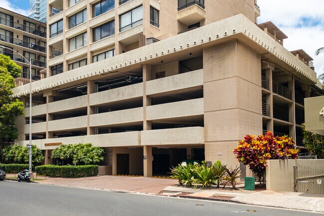 Aloha Towers - Apartments in Honolulu, HI | Apartments.com