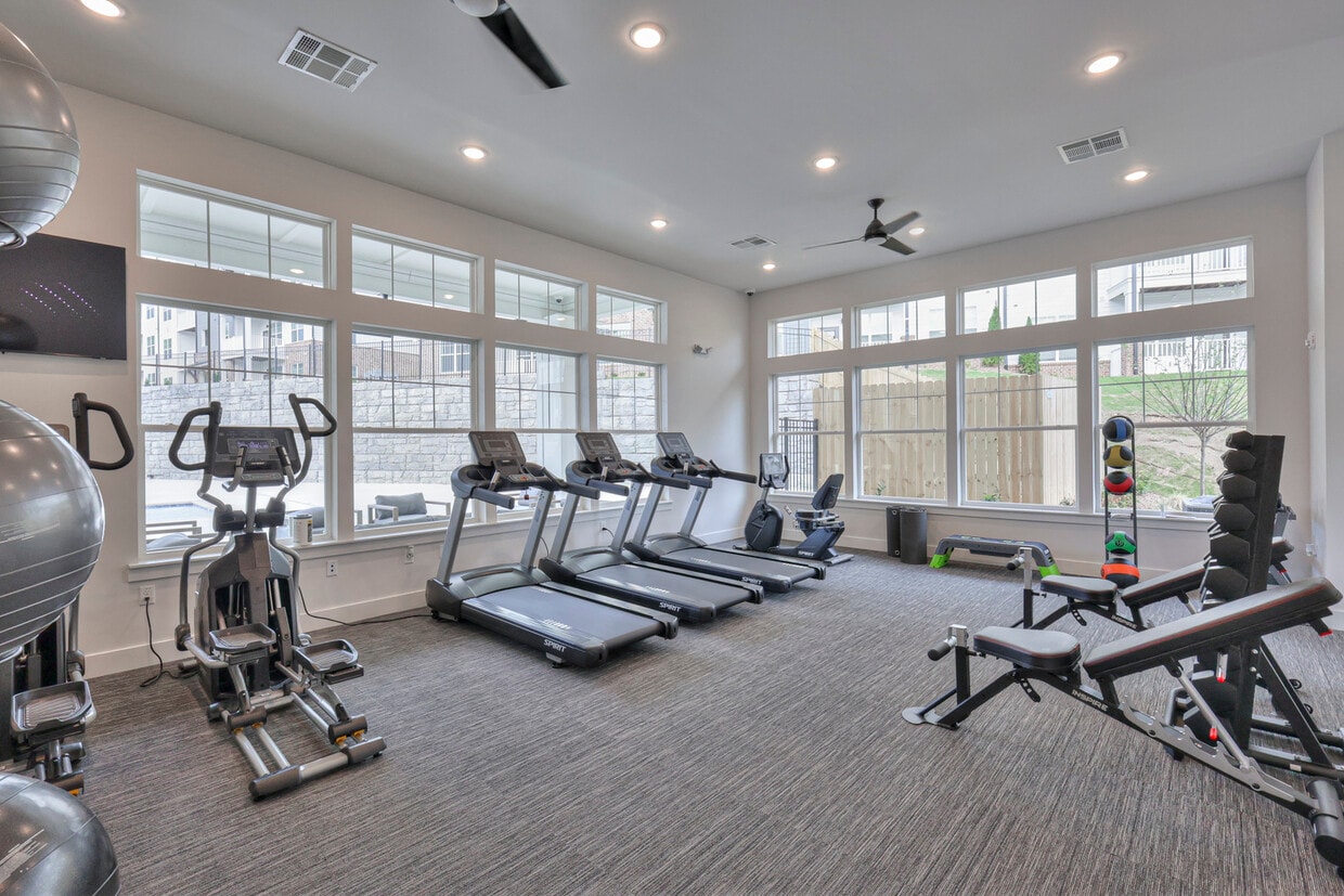 Town Oaks - 1140 S Parramore Ave Orlando, FL 32805 | Apartments.com