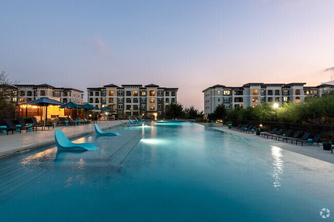 Cibolo Canyons Apartments for Rent with a Walk-In Closet - San Antonio ...