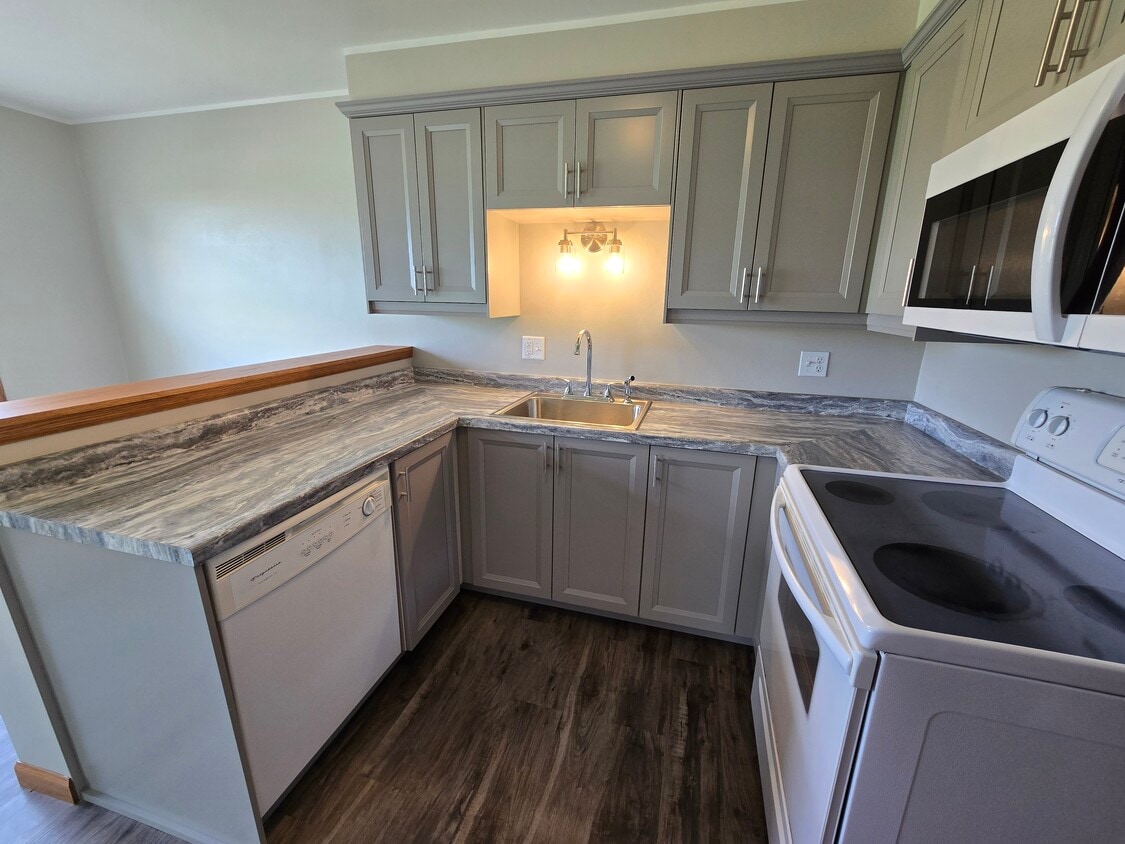 2129 Country Ln, Neenah, WI 54956 - House Rental in Neenah, WI ...