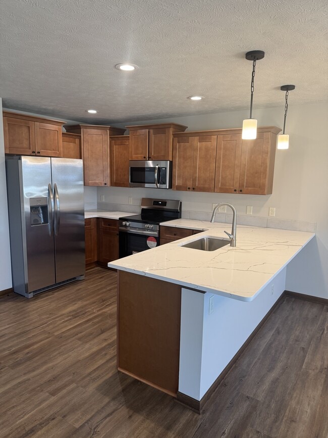 200 W Samuel Ave, Lincoln, NE 68512 - Townhome Rentals in Lincoln NE ...