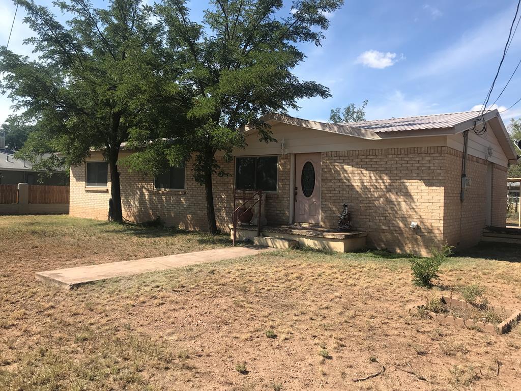 807 N 8th St, Alpine, TX 79830 - House Rental in Alpine, TX ...