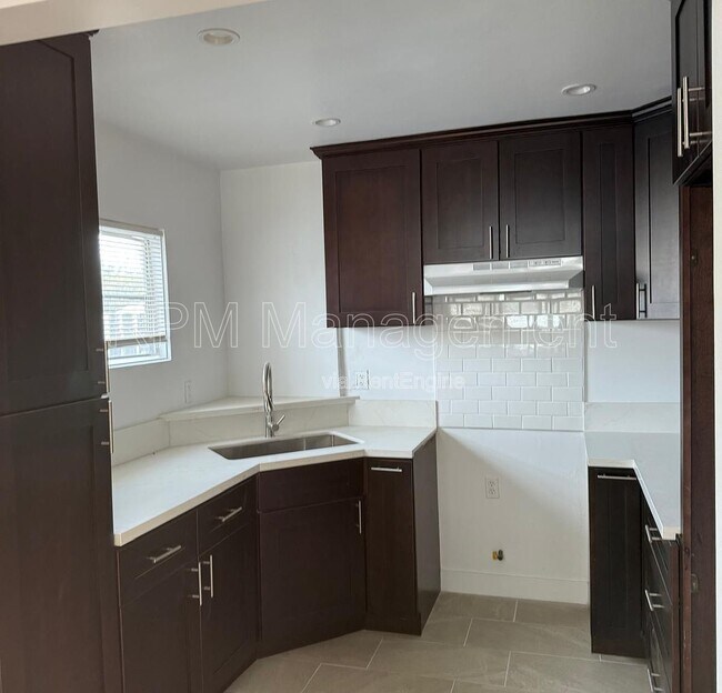 14522 Gault St Unit A, Los Angeles, CA 91405 - Room for Rent in Los ...