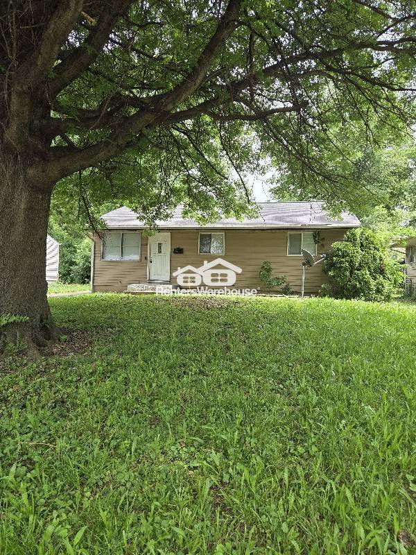 10732 Spring Garden Dr, St. Louis, MO 63137 | Apartments.com