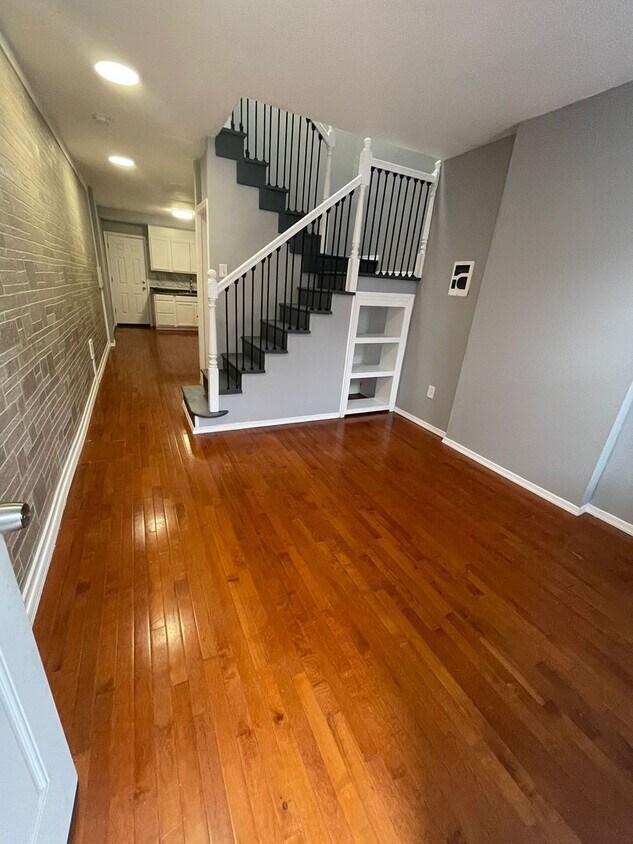 1541 N Woodyear St, Baltimore, MD 21217 - House Rental in Baltimore, MD ...