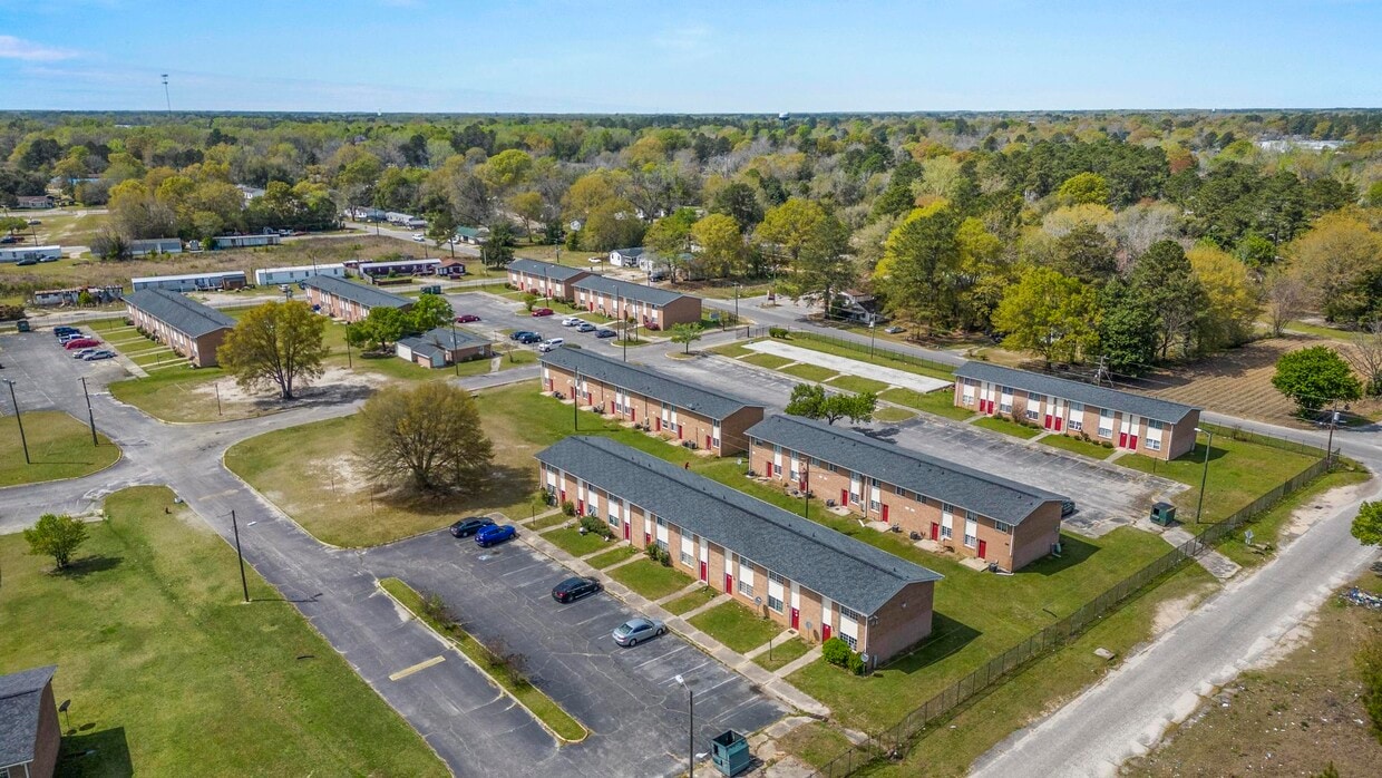 Sunflower Residences - 1602 McNeil St Dillon, SC 29536 | Apartments.com