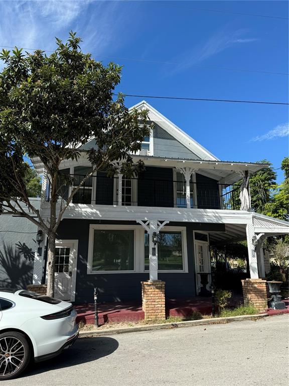 Apartments for Rent under $2,500 in Tangerine Terrace on Lake Ola ...