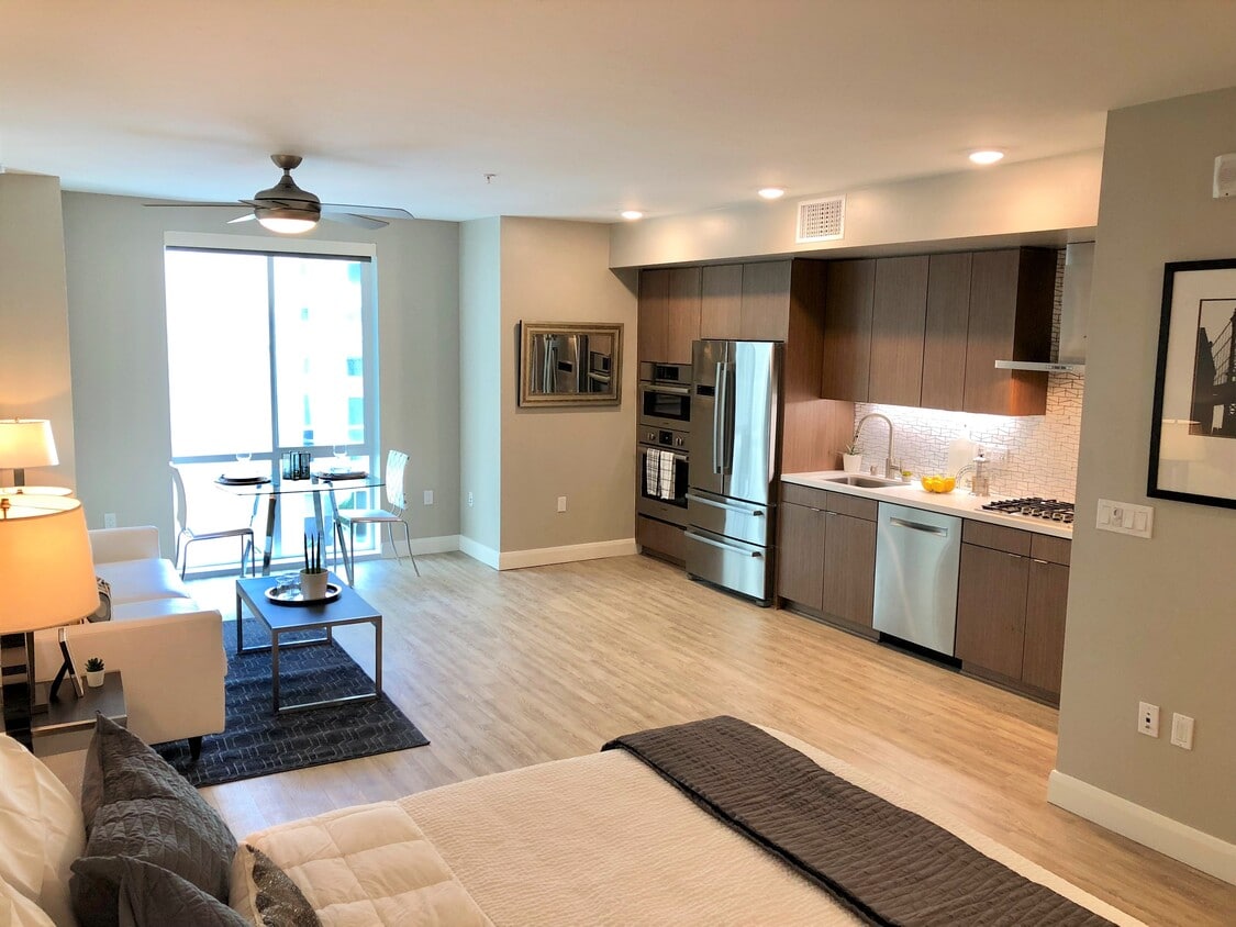 Vici Luxury Apartments - 550 W Date St San Diego, CA 92101 | Apartments.com