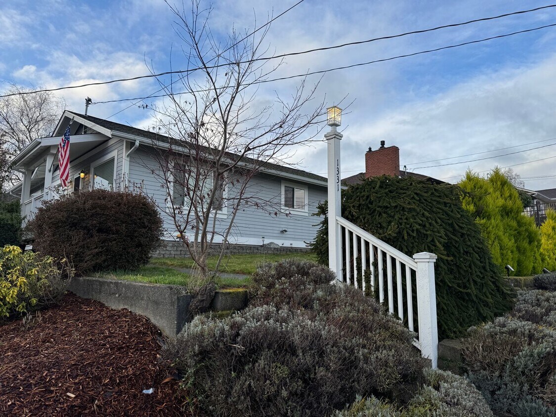 1331 Nipsic Ave, Bremerton, WA 98310 - House Rental in Bremerton, WA ...