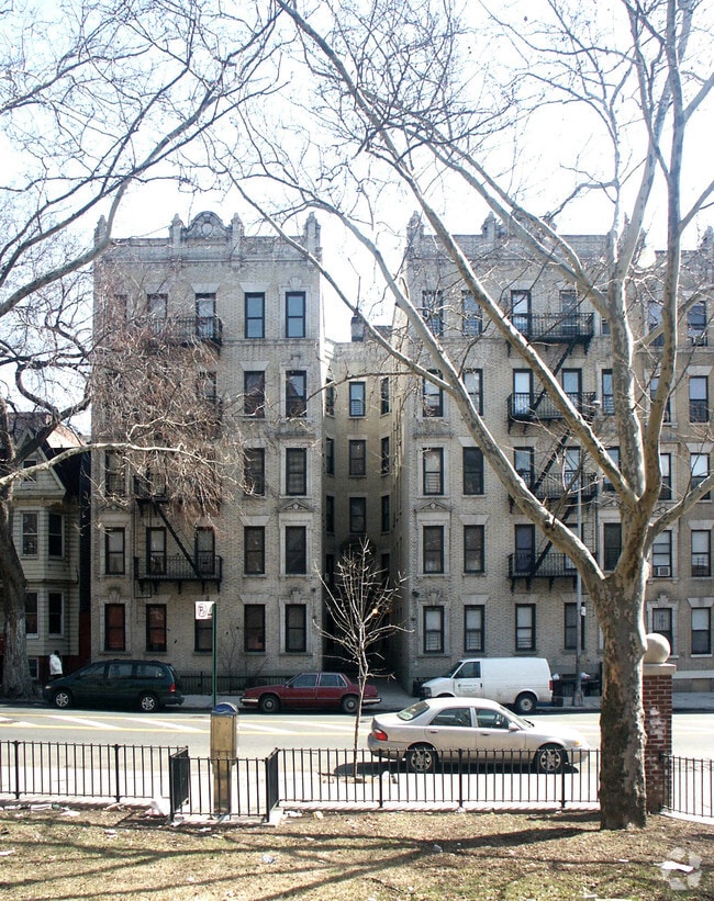 976 Tinton Ave, Bronx, NY 10456 Apartments - Bronx, NY | Apartments.com