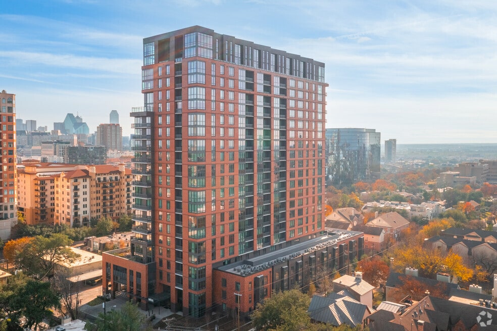 Apartamentos con ofertas de mudanza en Turtle Creek, Dallas TX - 402 ...