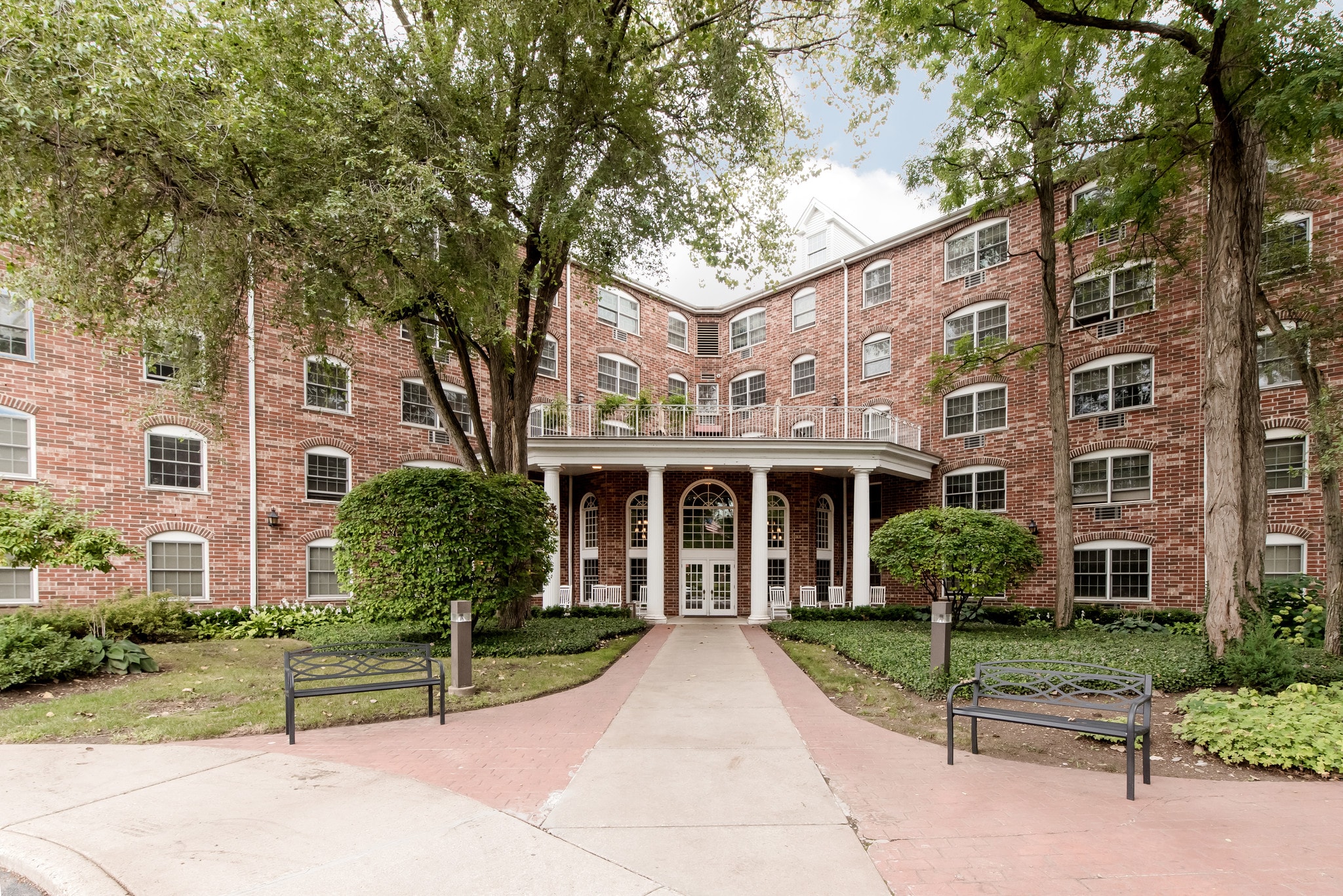 Lilac - 3 Lilac Ave Fox Lake, IL 60020 | Apartments.com
