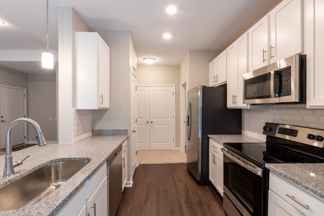 Lakewood Station - Apartments in Phenix City, AL | Apartments.com