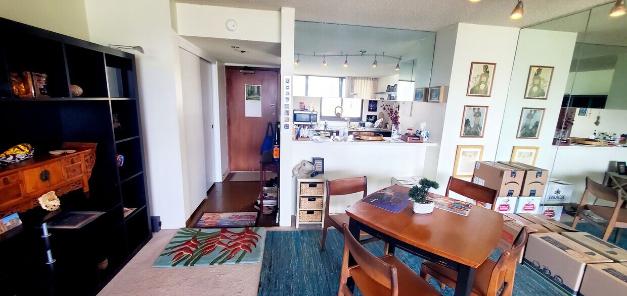 583 Kamoku St Unit Condo, Honolulu, HI 96826 - Room for Rent in ...