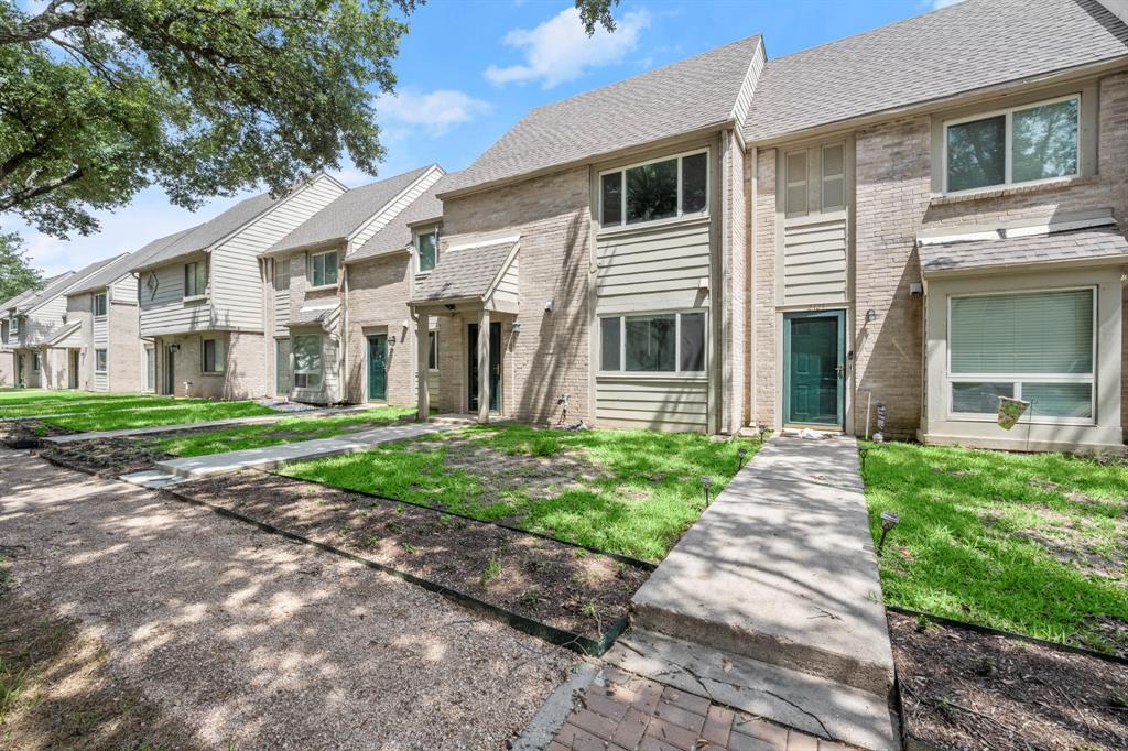 2125 Shiveley Cir, Houston, TX 77032 - Condo for Rent in Houston, TX ...