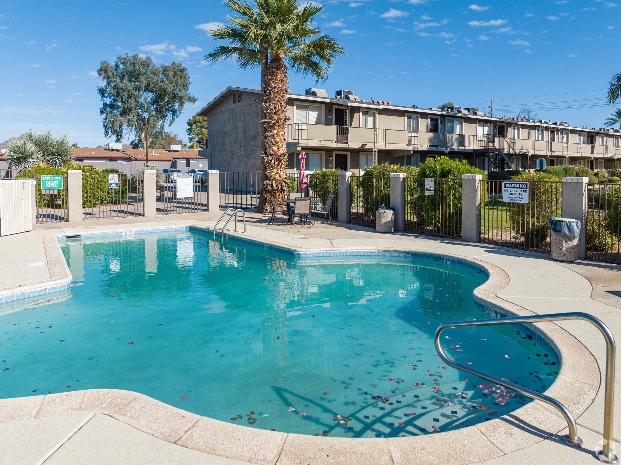 Camelback Courtyard - 3802 N 28th St Phoenix, AZ 85016 | Apartments.com