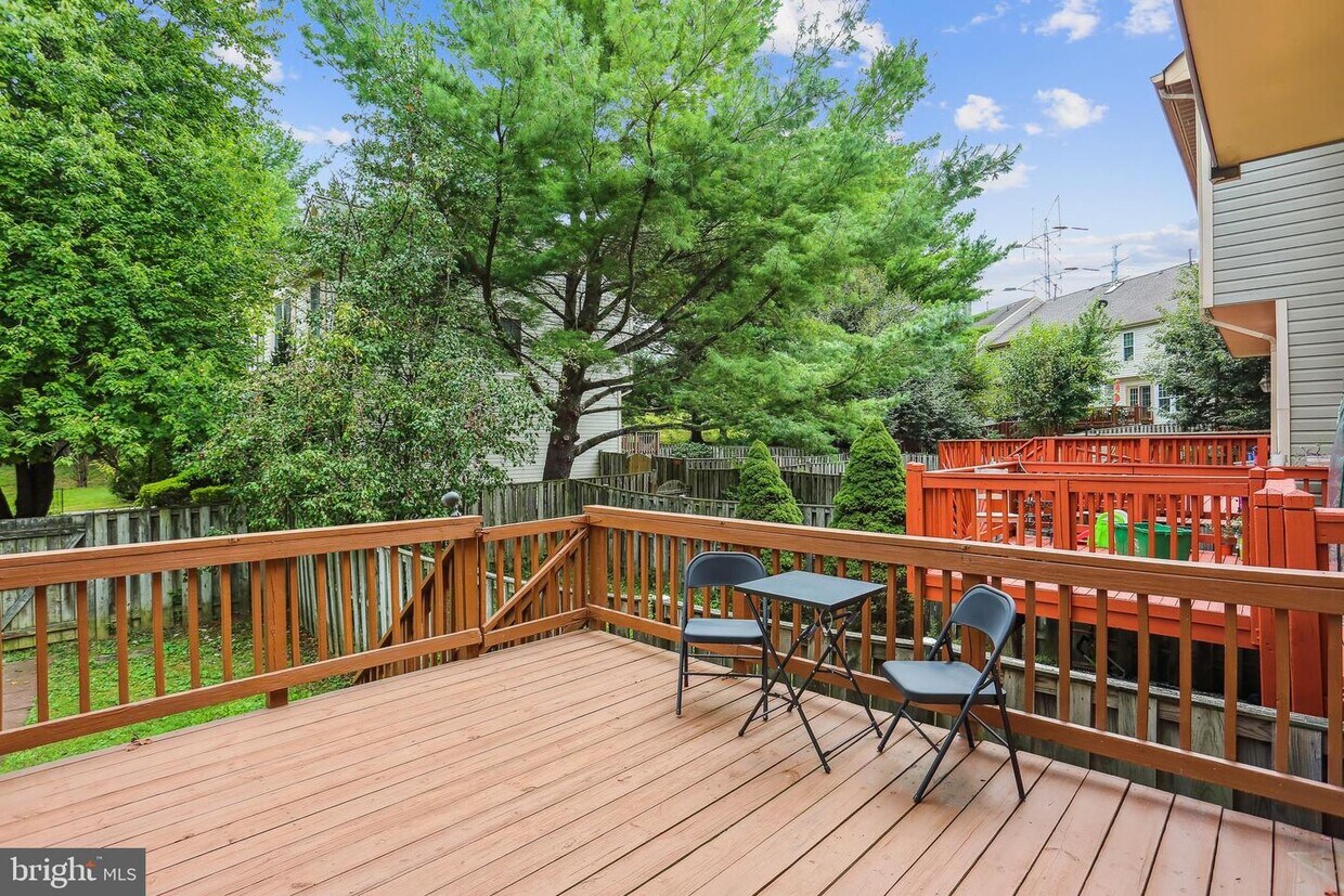 1227 Travis View Ct, Gaithersburg, MD 20879 - Townhome Rentals in ...
