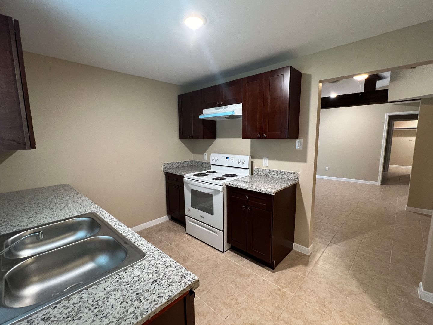 5759 Hogaboom Rd Unit 5759B, Groves, TX 77619 - Room for Rent in Groves ...