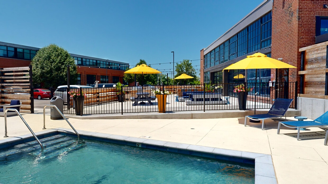 Station House | Near The Loop - 1019 Skinker Pky Saint Louis, MO 63112 ...