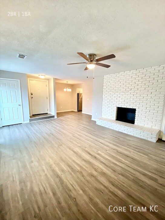 3633 Walnut St Unit 203, Kansas City, MO 64111 - Room for Rent in ...