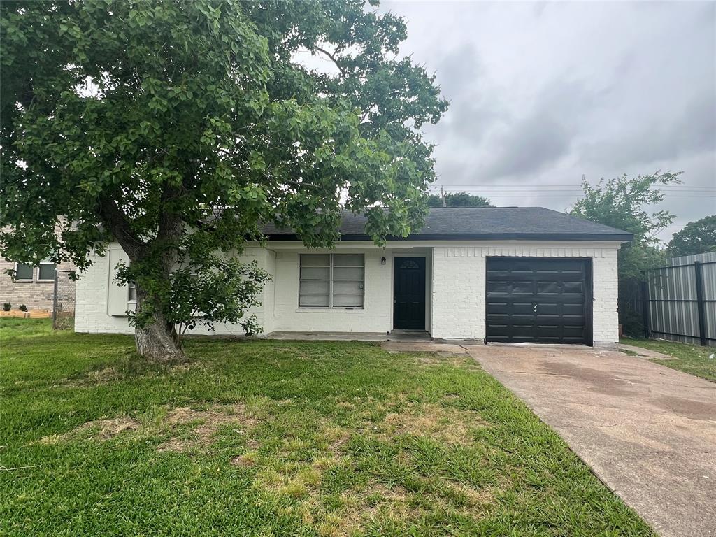 10902 Jutland Rd, Houston, TX 77048 - House Rental in Houston, TX ...