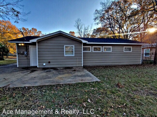 2216 11th St SE, Decatur, AL 35601 - House Rental in Decatur, AL ...