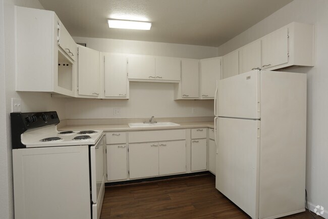 Desert Palms Apartments - 3125 N Alvernon Way Tucson, AZ | Apartments.com