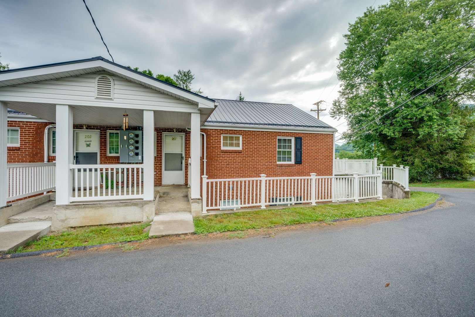184 Elm St Unit 201, Gate City, VA 24251 - Room for Rent in Gate City ...