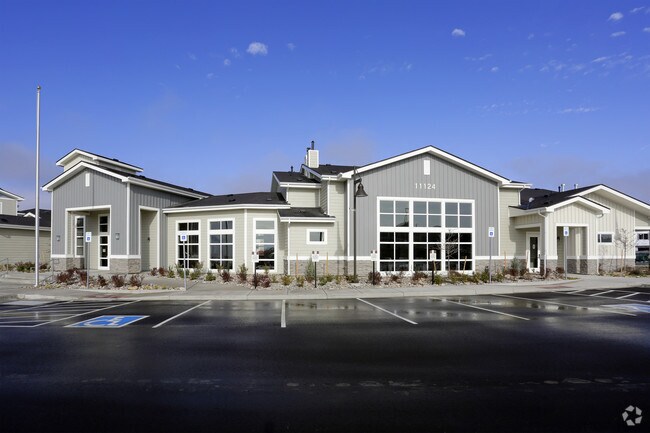 The Overlook at Interquest Apartments Apartments - Colorado Springs, CO ...