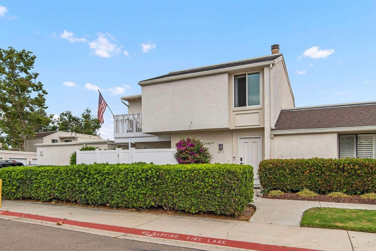 1217 Caminito Septimo, Encinitas, CA 92007 - Townhome Rentals in ...