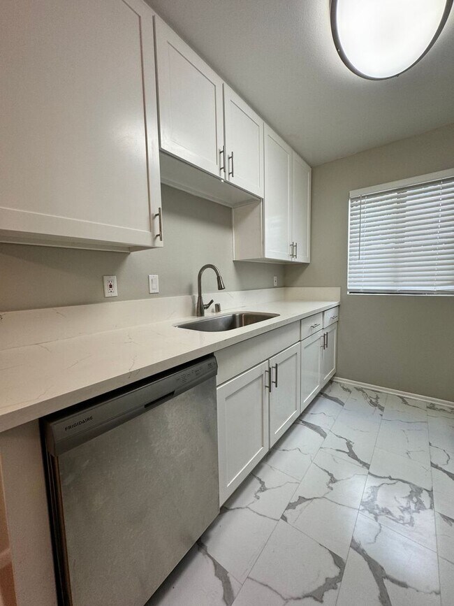 14228 Dickens St - Apartments in Sherman Oaks, CA | Apartments.com