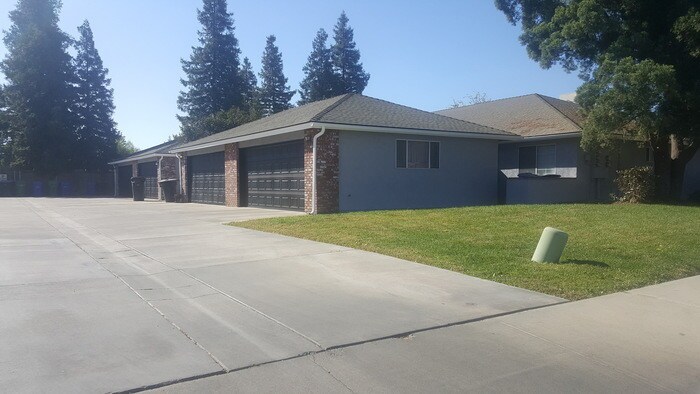 1987 W Roby Ave Unit Apt C, Porterville, CA 93257 - Room for Rent in ...