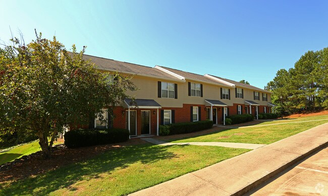 Lakeside Townhomes Apartments - Evans, GA | Apartments.com