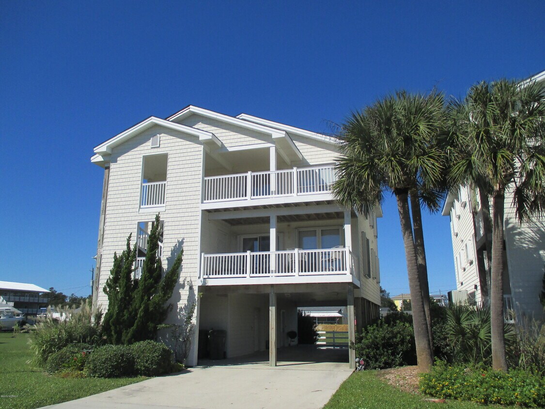 106 Ocean View Ave Unit 106a, Carolina Beach, NC 28428 - Condo for Rent ...