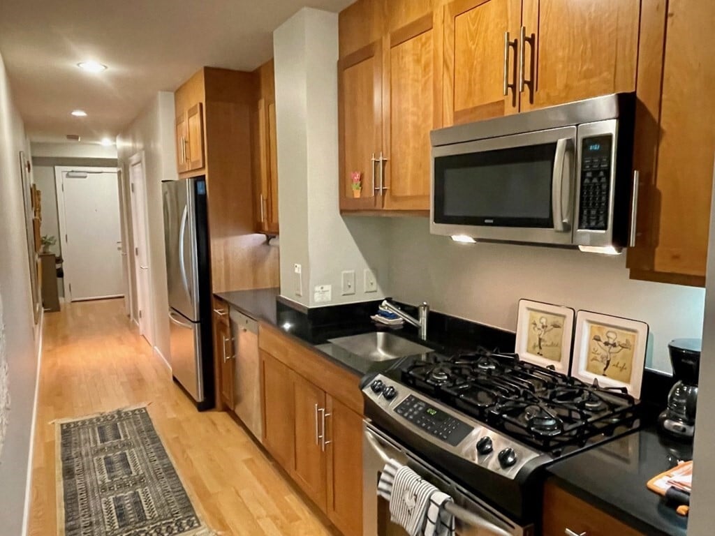 82 Broad St Unit 209, Boston, MA 02110 - 82 Broad St Boston, MA 02110 ...