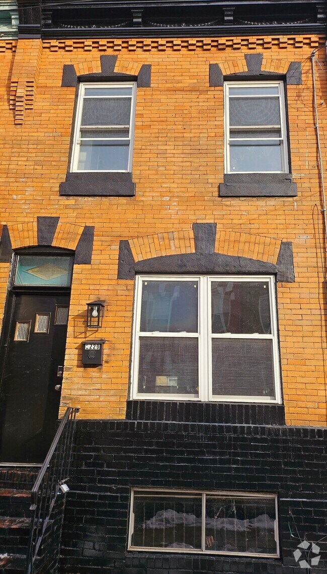 South Philadelphia West Apartments for Rent with Extra Storage ...