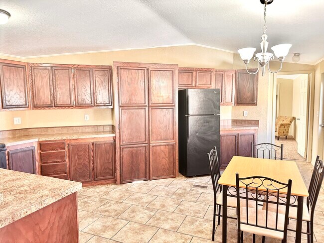 17148 N Sunflower Ave, Gardendale, TX 79758 - House Rental in ...