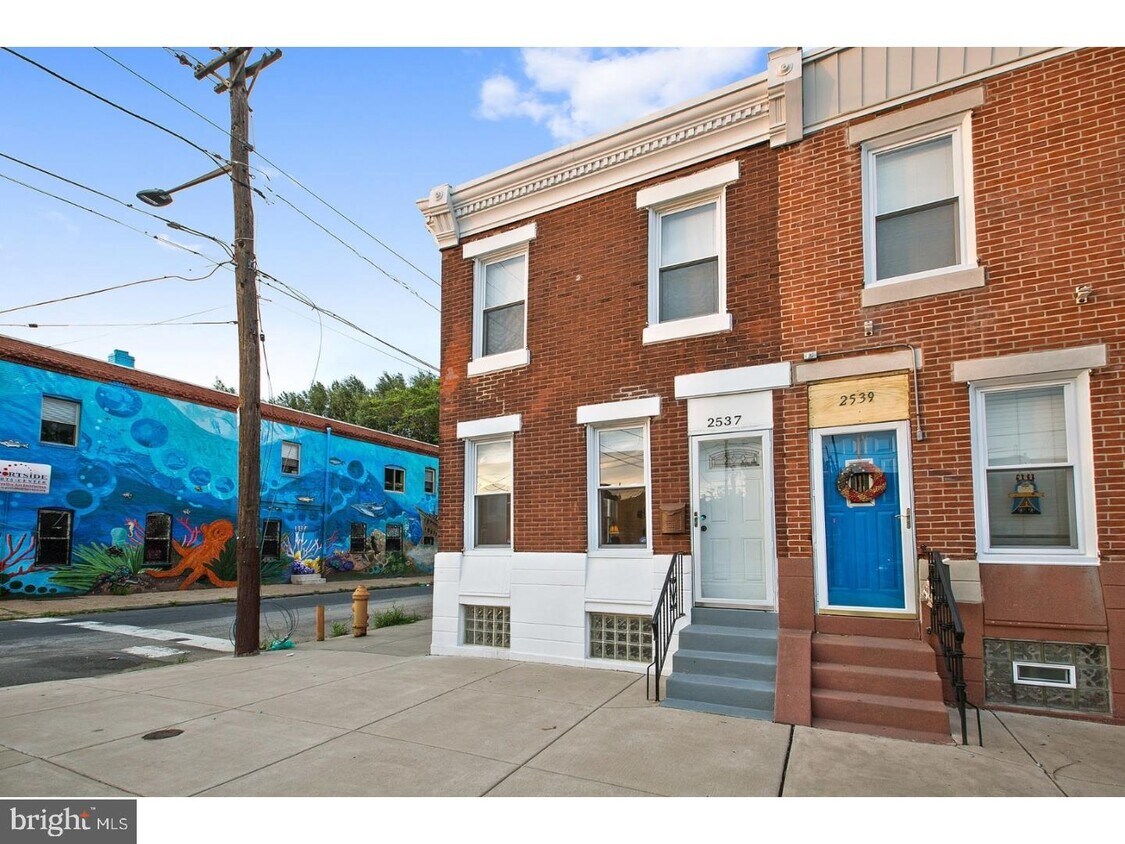 2537 E Lehigh Ave, Philadelphia, PA 19125 - Townhome Rentals in ...
