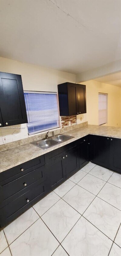 1442 NW 73rd St, Miami, FL 33147 - House Rental in Miami, FL ...