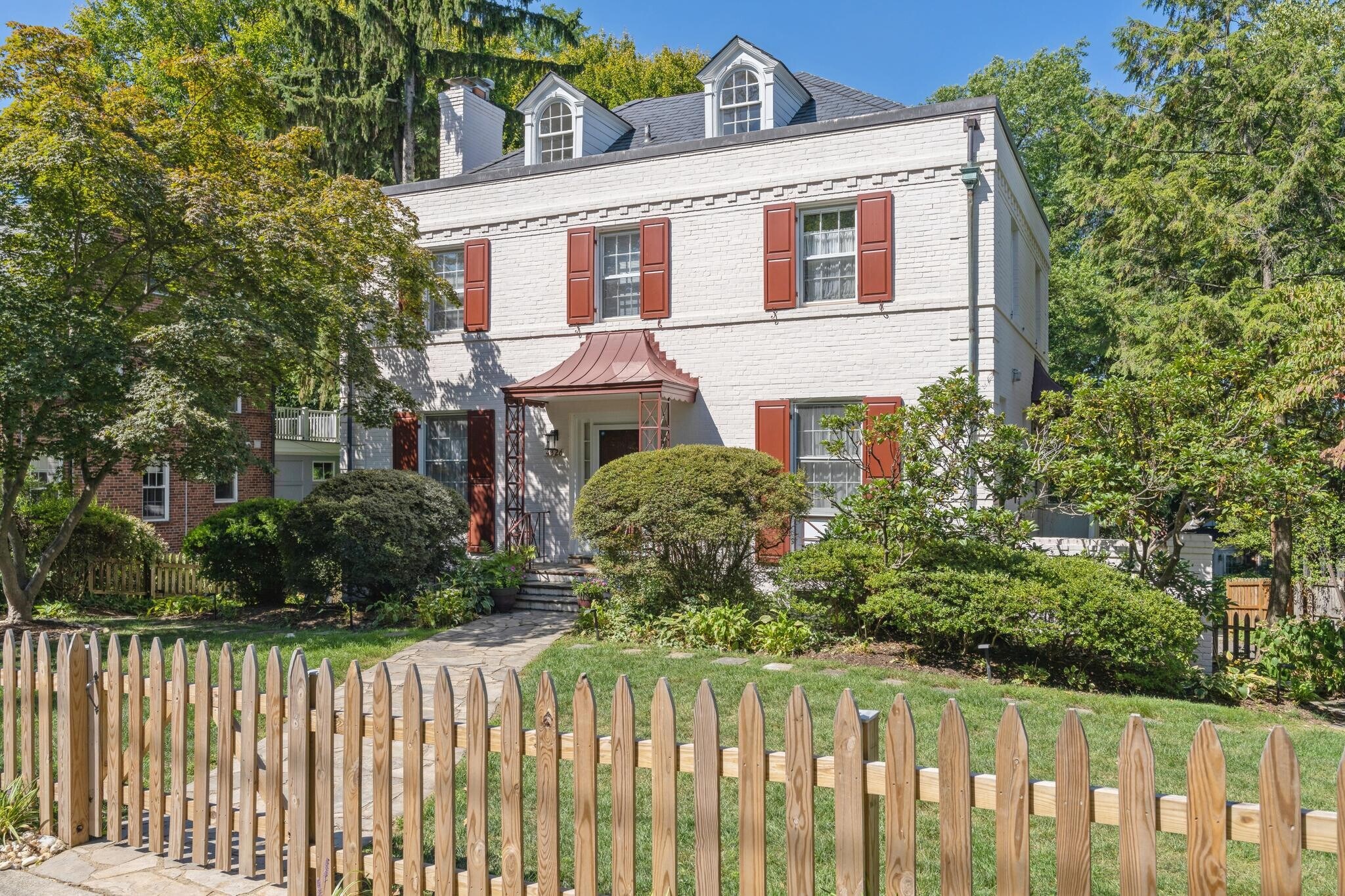 4326 42nd St Nw, Washington, DC 20016 - House Rental in Washington, DC ...